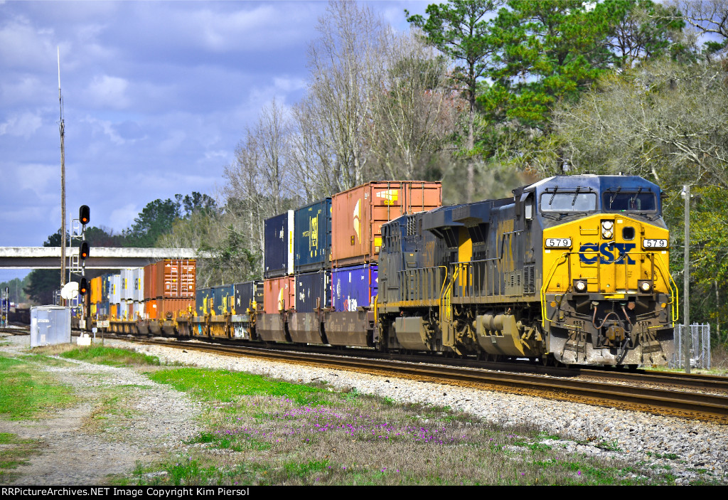 CSX 579 Q037